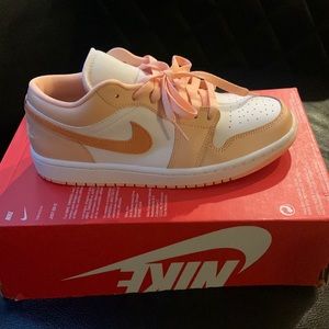 Jordan | Shoes | Air Jordan Peach Low Top | Poshmark